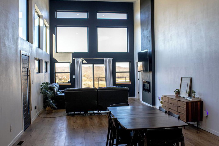 Spacious 5-bedroom House In Beautiful Ozark - Ozark, MO