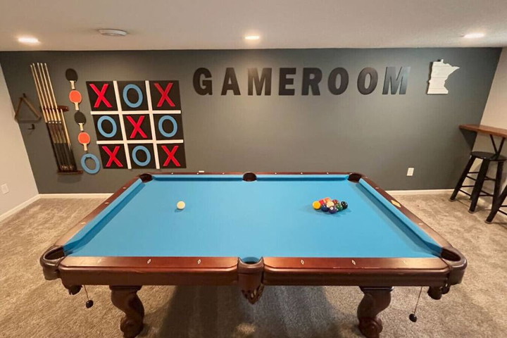 Charming Mpls Escape - Sleeps 14 - Bloomington, MN