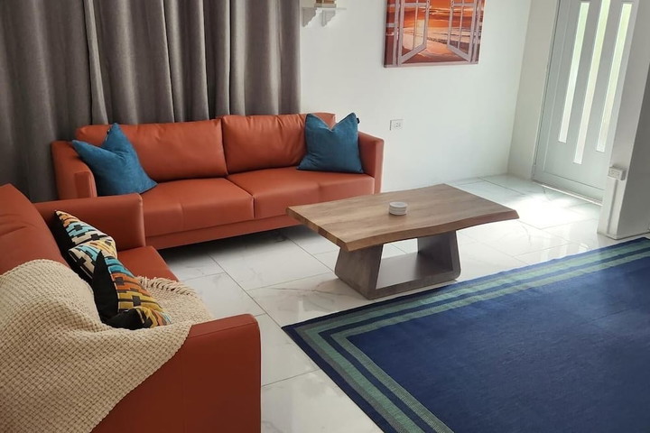Renovated 3 Bedroom 2 Bathroom Just 2 Blocks To Beautiful Beaches ! - Arecibo