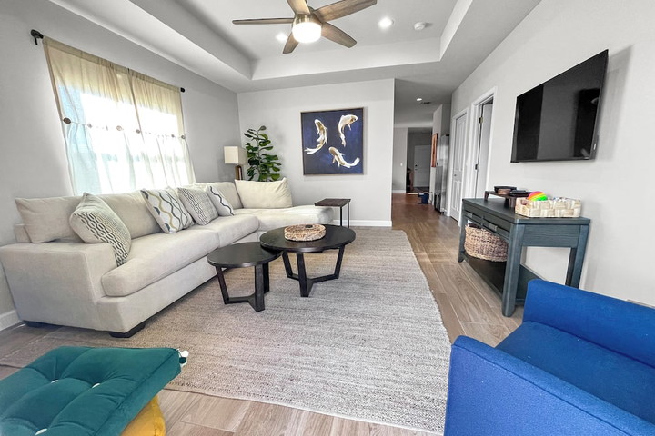 New House, Downtown Stuart! 10 Minutes To Beach. Family & Pet Friendly, Laundry - Stuart, FL