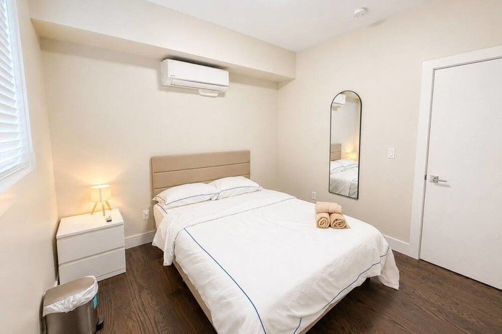 Serene Home In Victoria - Langford