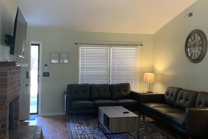 Quality Comfort In A Convenient Location (Entire House) - Port Royal, SC
