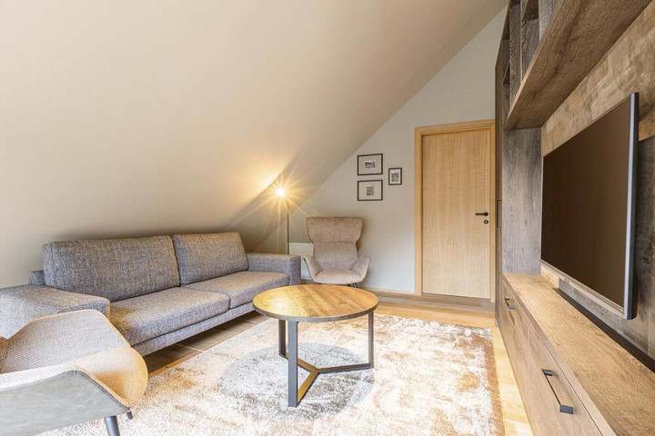 ÉLégant Penthouse Avec Balcon - Tschagguns