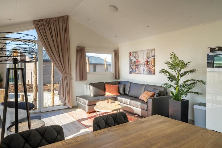 Detached Chalet With 2 Bedrooms - Ham