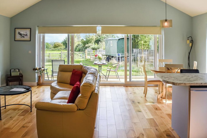 An Ideal Destination For Relaxation, Comfort And Immersion In Natures Beauty. - Suffolk
