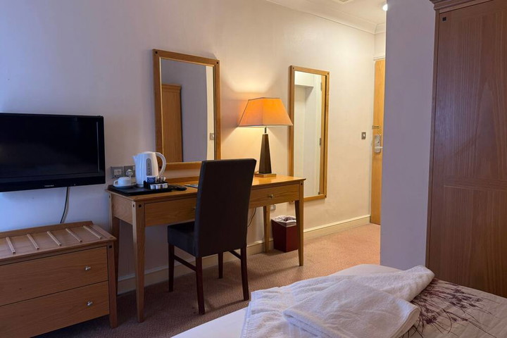 Executive Single: Comfort For Solo Travellers In Blaby - Leicestershire