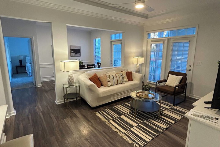 Wonderful 2 Bedroom /2 Bath Apartment With 2 Balconies And Handicap Accessible - Alpharetta, GA