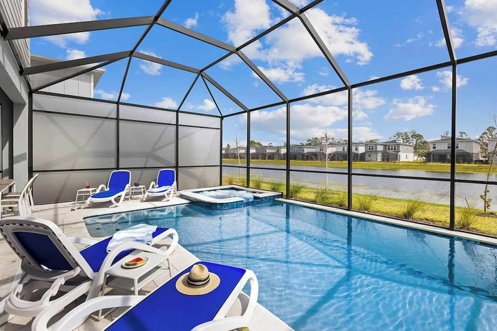 The Boundless | Fab I-drive Home W/ Unlimited Entertainment - In-house And Out! - Orlando, FL