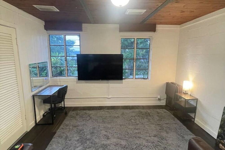 Hotel Style Lakeview Cottage 3br Heated Pool - Lake Wales, FL