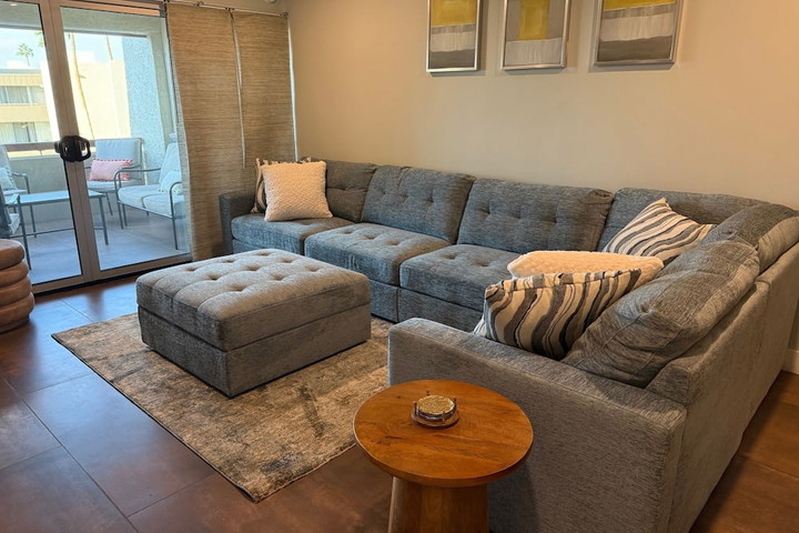 Gorgeous Condo By Fashion Square/old Town W/pool - Scottsdale, AZ