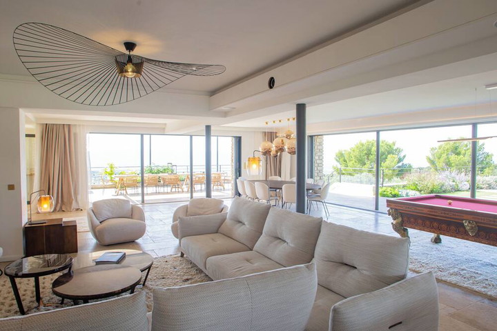 Villa De Haut Standing - 4 Chambres - Piscine - Gordes