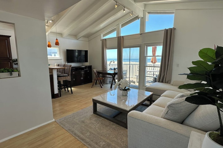 Beachfront Property! Best L.a. Location! - Manhattan Beach, CA