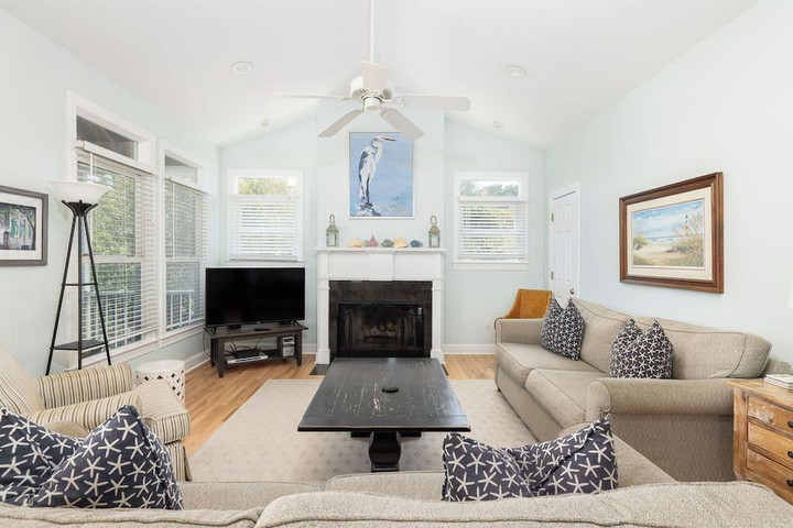 East Arctic Avenue 0512 - Conched Out- Easy Beach Access And Pool - Folly Beach, SC