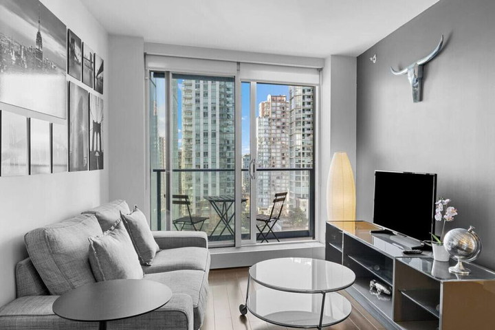 Elegant 1br Apt With Pool And Gym, Near Yaletown - Vancouver