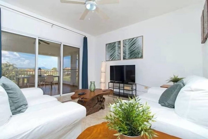 Island Breeze - Luxury 2br Condo With Pool-view - Sosúa