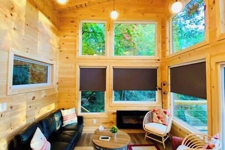 Cliffline Twilight |Cliffside Hot Tub ·Rrg Retreat | Epic Views & Pet Friendly - Slade, KY