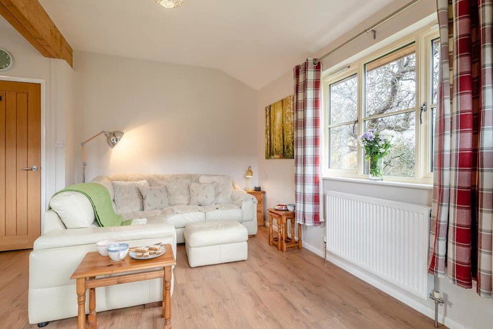 2 Bed In Coaley (Oc-r34730) - Forest of Dean