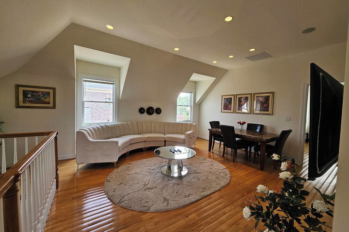 Luxury Estate For Filming - Germantown