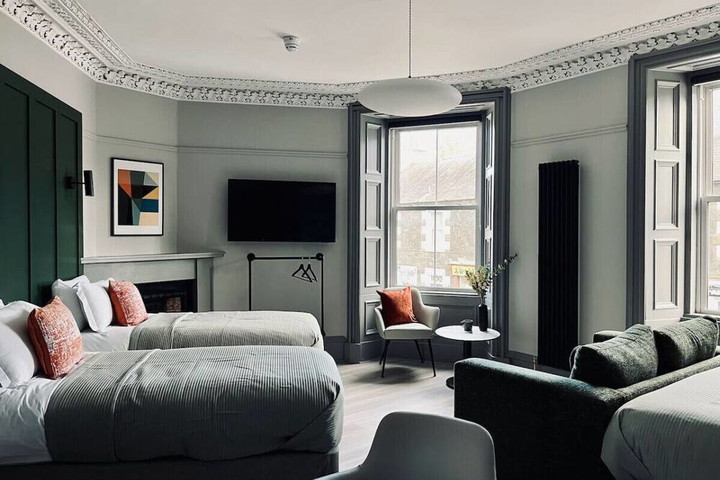 Stylish Studio-king & Twin, En-suite, Kitchenette (Room 4) - Peebles