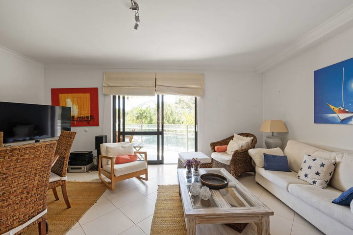 Sesimbra Palames Beach & Pool Apartment (C133) - Sesimbra