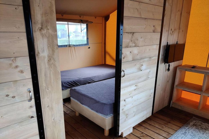 Forest-edge Glamping Tent - Lemmer