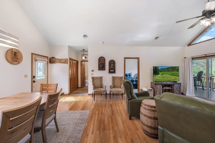 Newly Renovated Condo In Gated Golf Community - Bryson City, NC