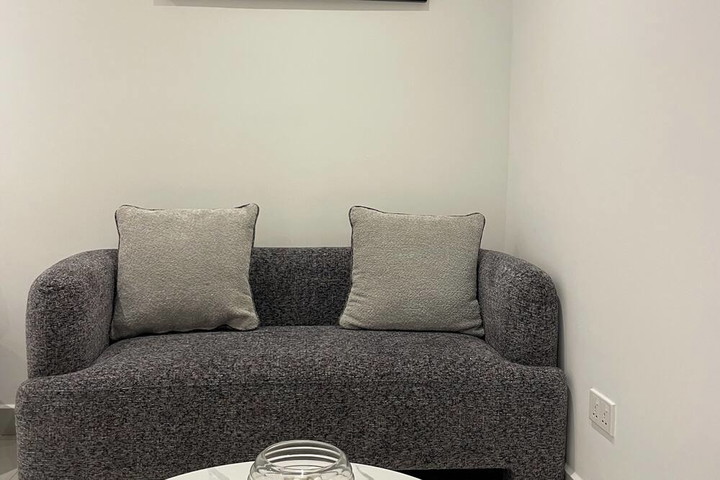 Delali Residence Luxury 1br Near Airport, Pool, Gym & Private Terrace - Accra
