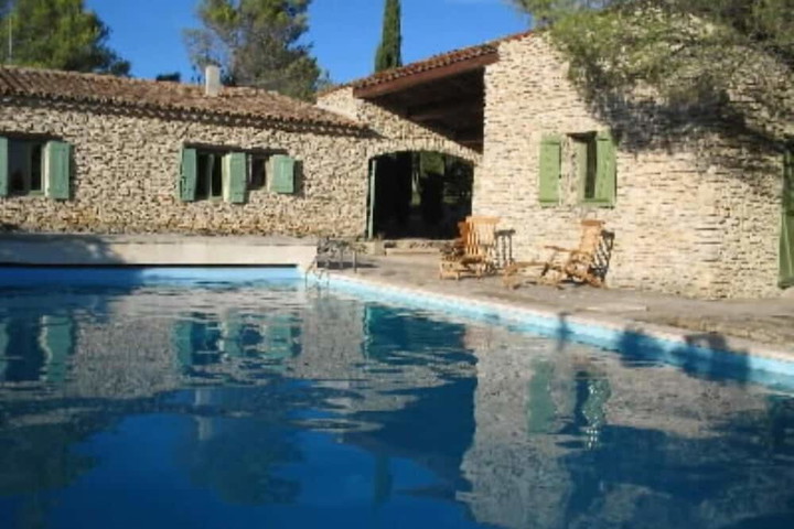 Mas En Pierres, Très Calme Sur 2,5 Hectares, 10-11 Personnes-piscine Chauffée - Luberon