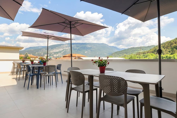Room 'Camera Matrimoniale' With Mountain View, Wi-fi And Air Conditioning - Ala