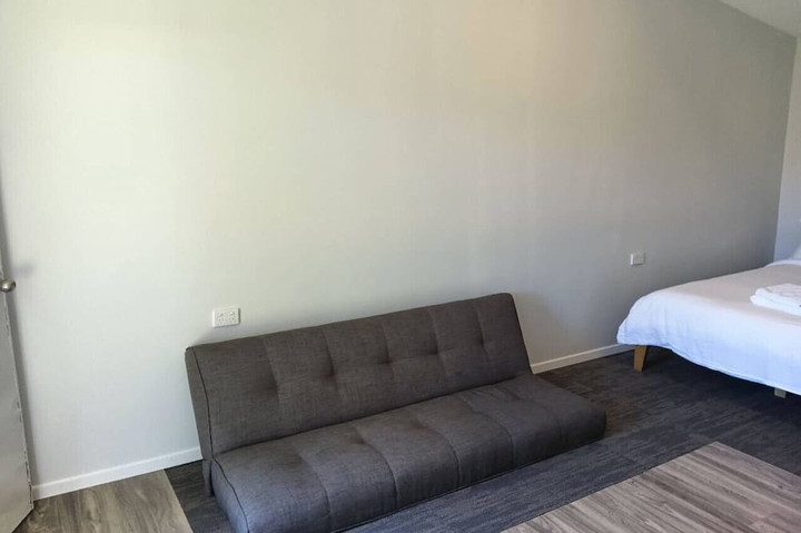 2 Double And 1 Sofa Beds Garden Chalet, 7c Salisbury Road, Rotorua - New Zealand