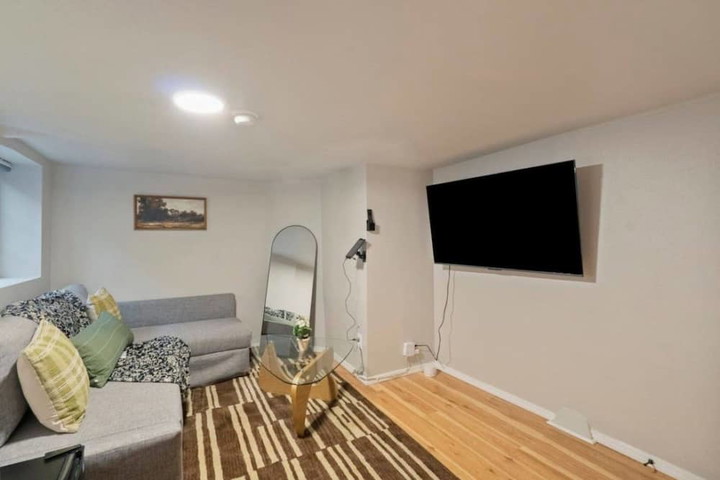 Cozy 1br/1ba Lower Unit Near Uw | Walk To Campus - Seattle, WA