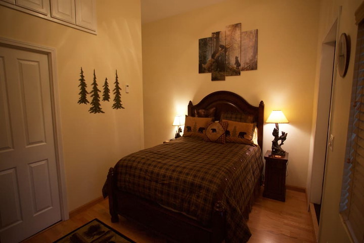 Away From City Lights, Nestled In The Foothills Of The Sierra Nevada Mountains - Nevada City, CA