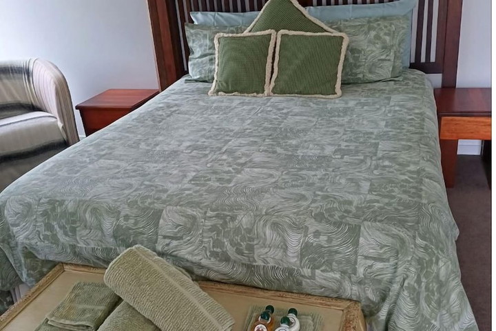 Cozy Room With Separate Entrance And Ensuit Bathroom - Queensland