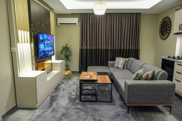 Charming Building With 1 Bedroom And Wifi, Ac In Enchanting Mersin - Mersin