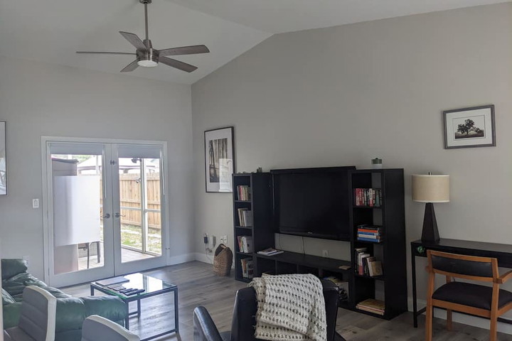 Central Sarasota Family Home W/ Heated Pool! - Sarasota, FL