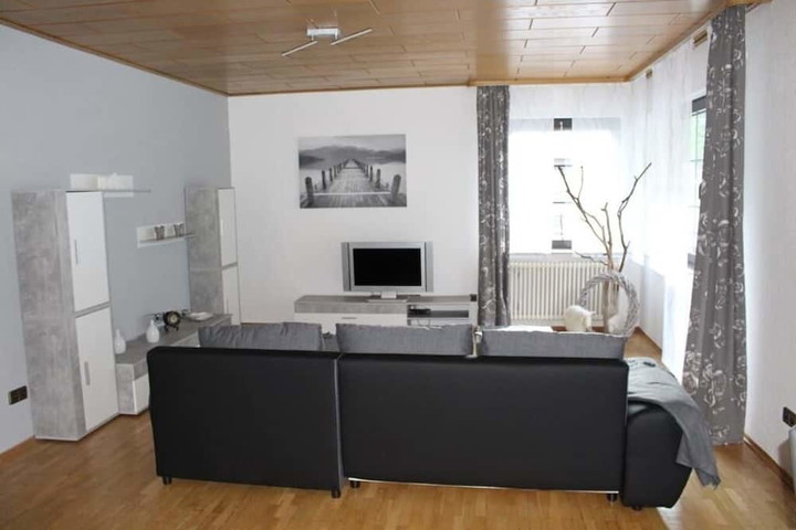 Spacious "Celin" Vacation Apartment In The Heart Of The Palatinate Forest - Kaiserslautern