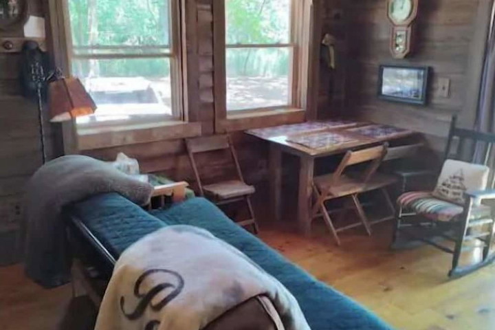 Awesome Private Off Grid Cabin With Creek View. - Chesapeake Bay