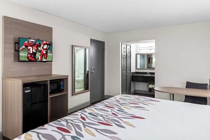 Comfortable King Accommodation Minutes To Airport & Museum District - Richmond, VA
