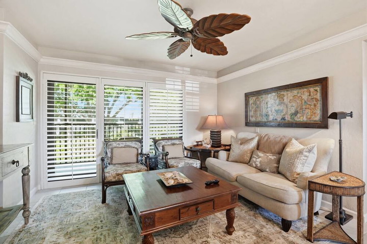 E-231 - Deluxe Condo At Quiet End Of Resort - Naples, FL