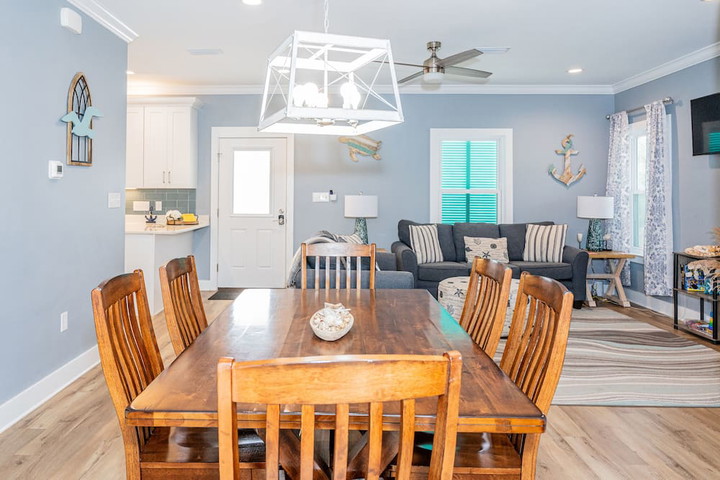 Oasis Cottage Steps From The Beach (Ask About Our Snowbirds Rates) - Alabama