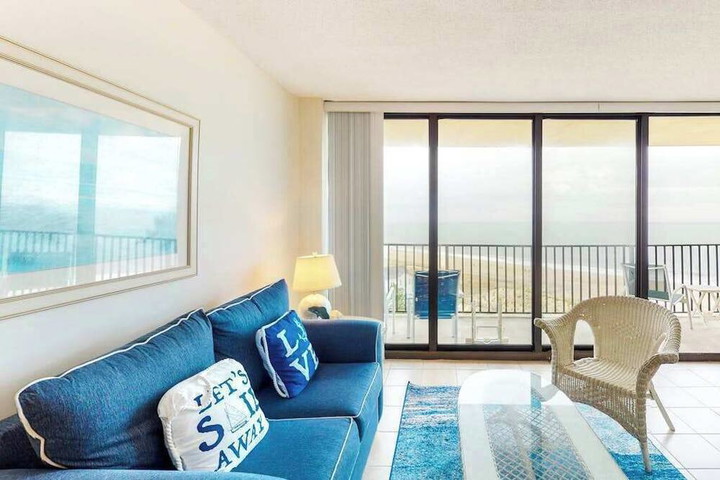 Sea Colony 7th Floor Condo With Ocean Veiw, Pool, Basketball Court &  Gym - Delaware
