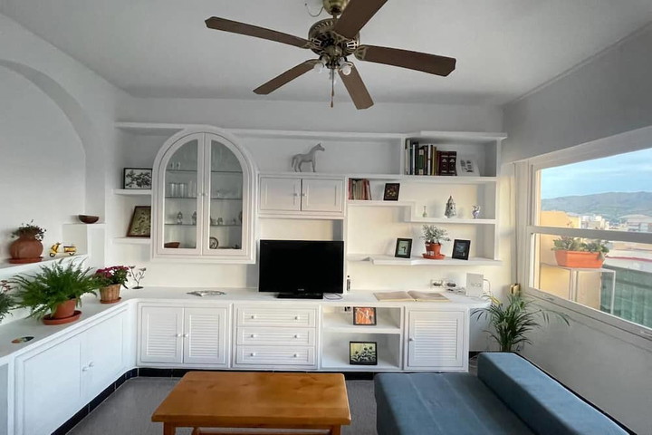 Spacious 3-bedroom Apartment In Awesome El Campello With Wifi - Alicante