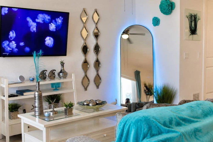 Magical Blue Home With Private Pool! - Davenport, FL