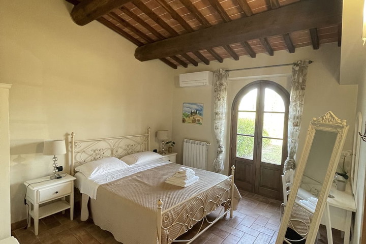 Villa Giotto. Tuscan Views, Pool & Private Garden - Volterra