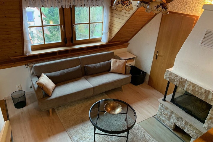 Romantische Ferienwohnung Mit Kamin Im Thüringer Wald. Ruhig Gelegen! - Bad Lobenstein