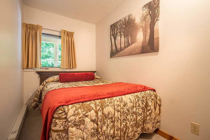 Mountain Retreat | Pool & Hot Tub | Ski Access In Stowe - Stowe, VT