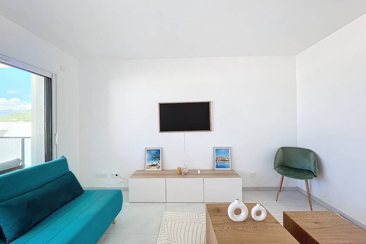 Apartment In Residence With Swimming Pool - Calvi