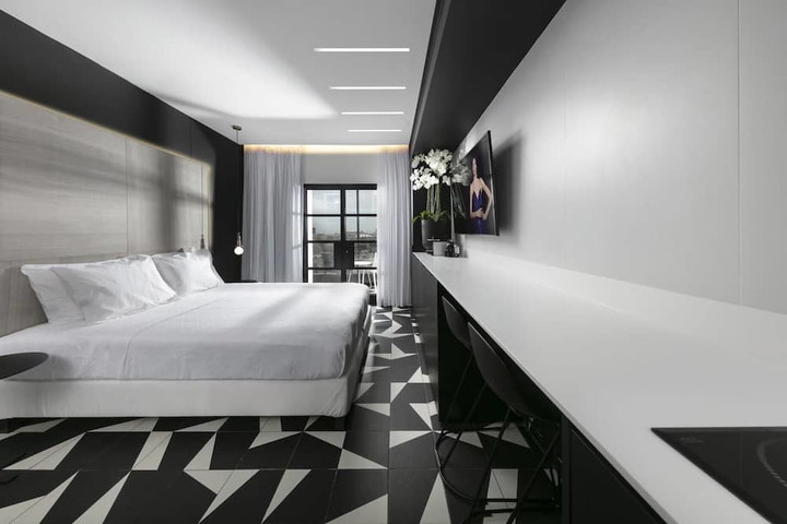 Bezalel - Shatz Suite - Jerusalem