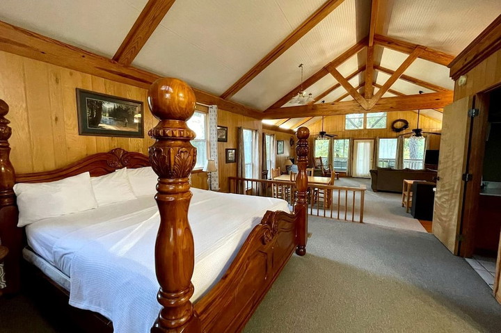 Spacious Lakefront Cabin With Water Activities Near Zwolle, Louisiana - Toledo Bend Reservoir
