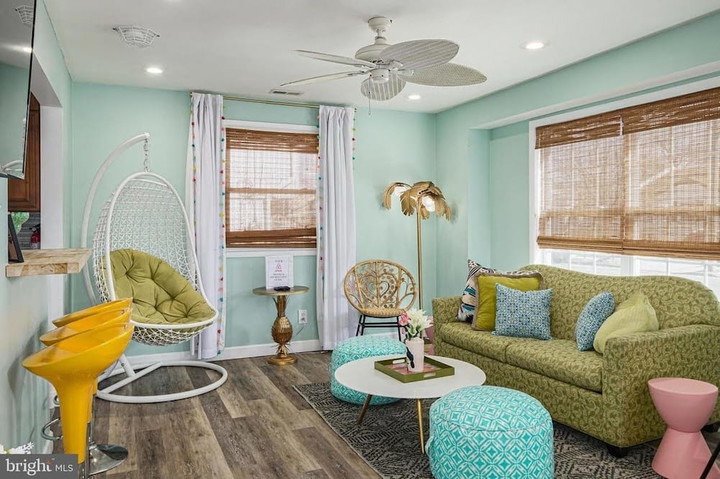 Perfect For A Getaway - Quaint Neighborhood Local To Boardwalk - Sleeps 6-10. - Atlantic City, NJ